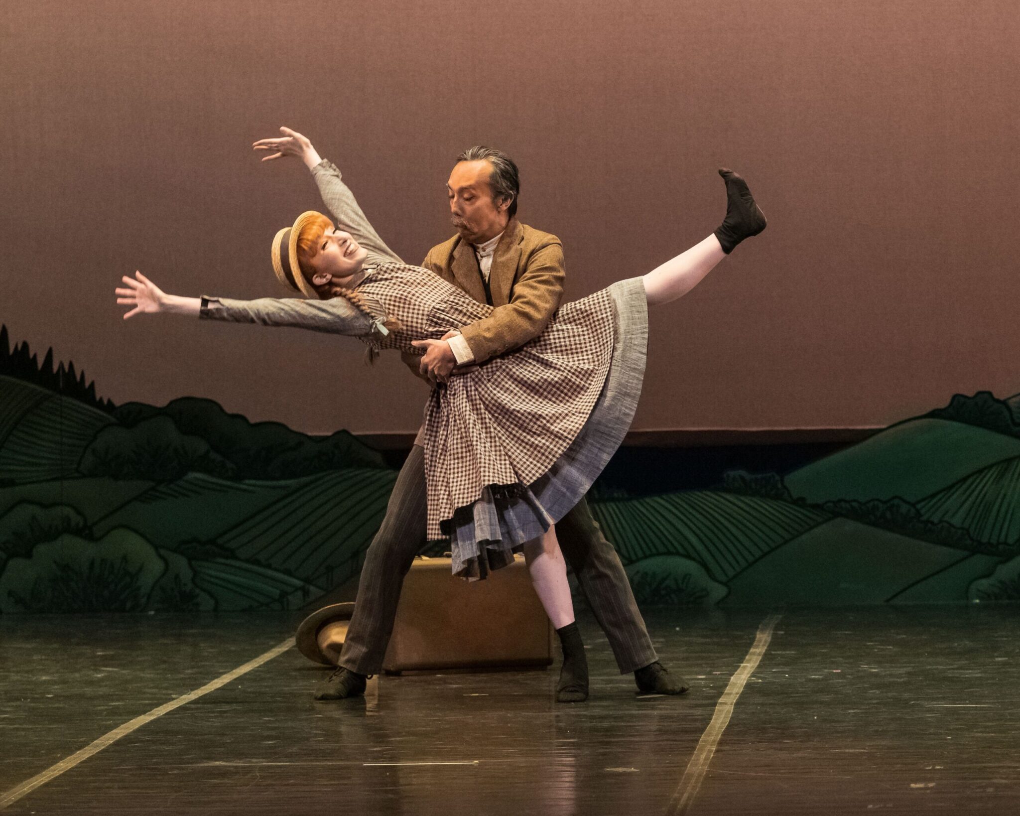 Bringing "Anne" Back Home to the Maritimes - Jörgen Dance
