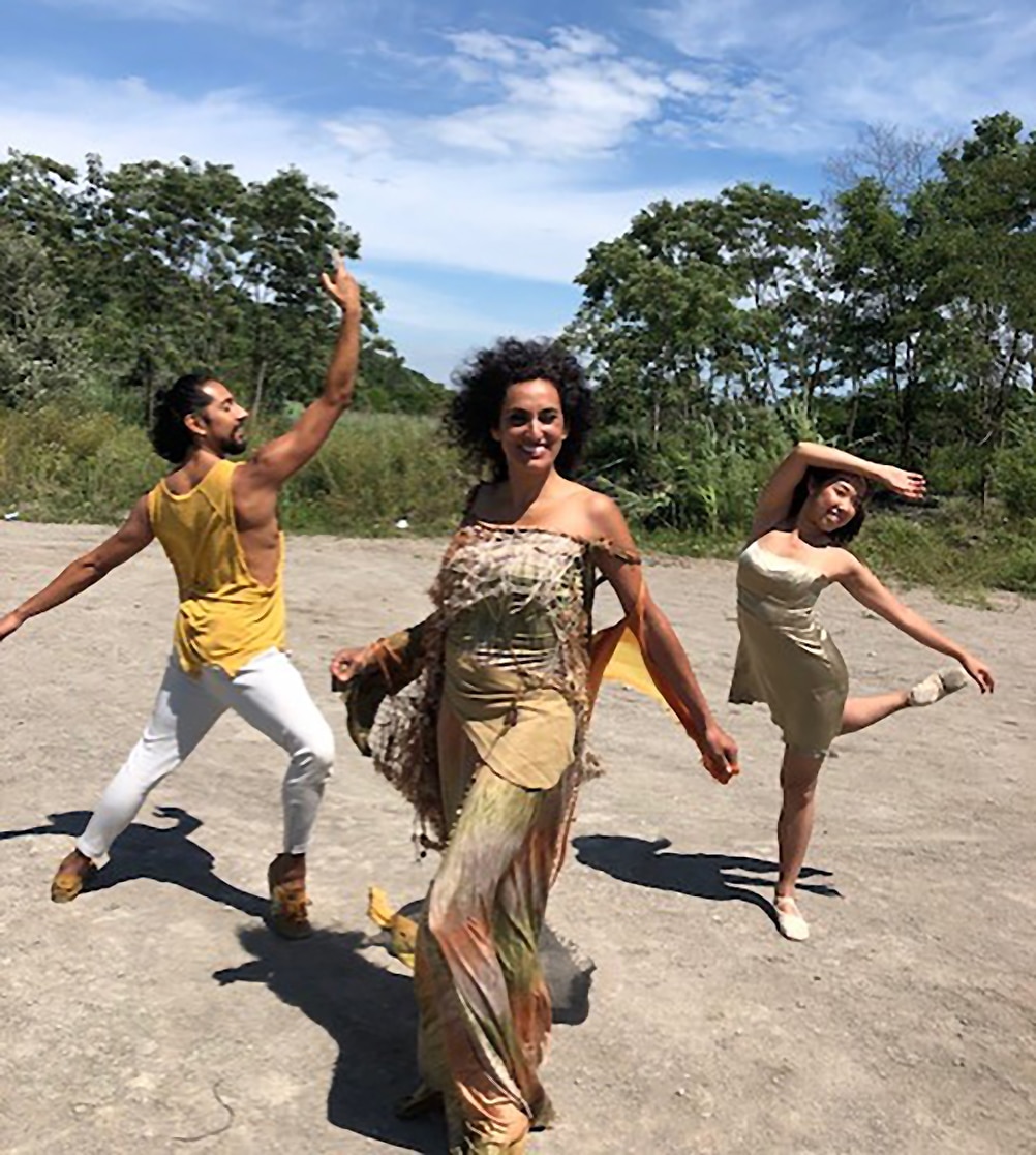 Canadian Singer-Songwriter Amanda Martinez Debuts New Video with CBJ ...